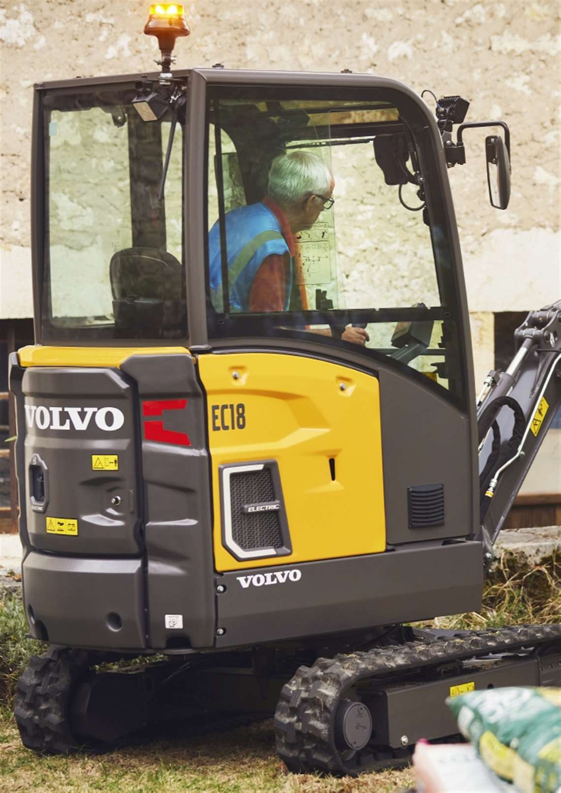 10 electric machines to see at IRE - International Rental News