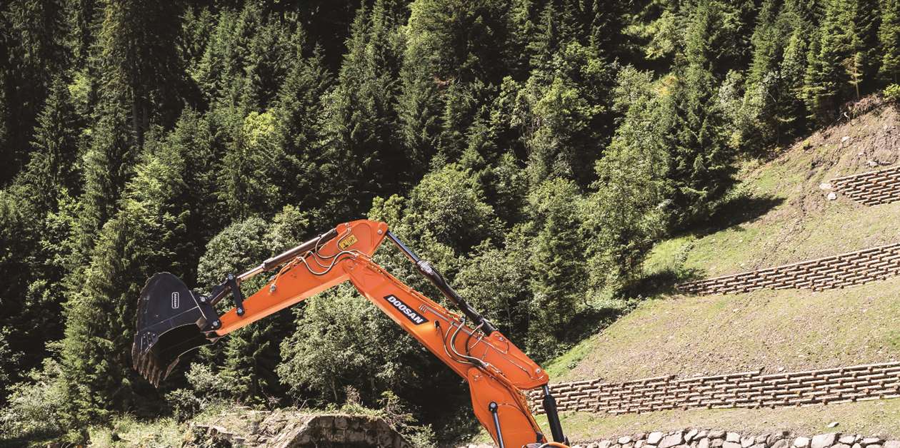 What makes the tracked excavator so versatile? - International Rental News