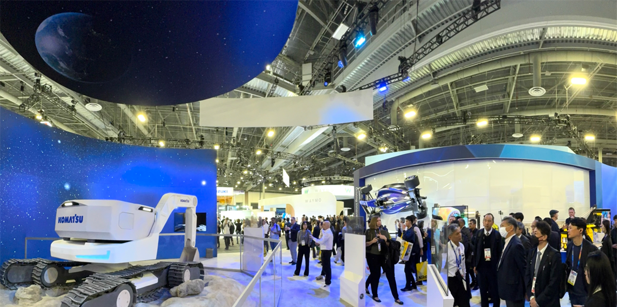 Komatsu shows lunar excavator at CES 2025 - International Rental News