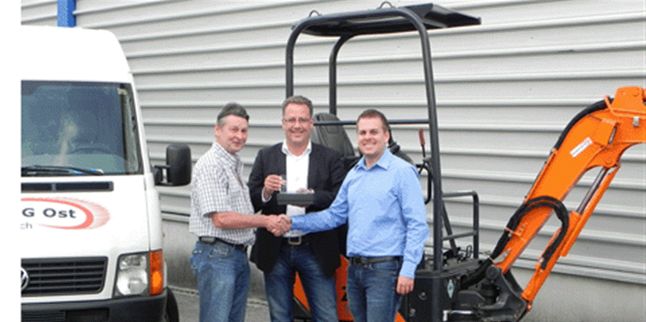 Hitachi ships landmark mini excavator to rental customer ...