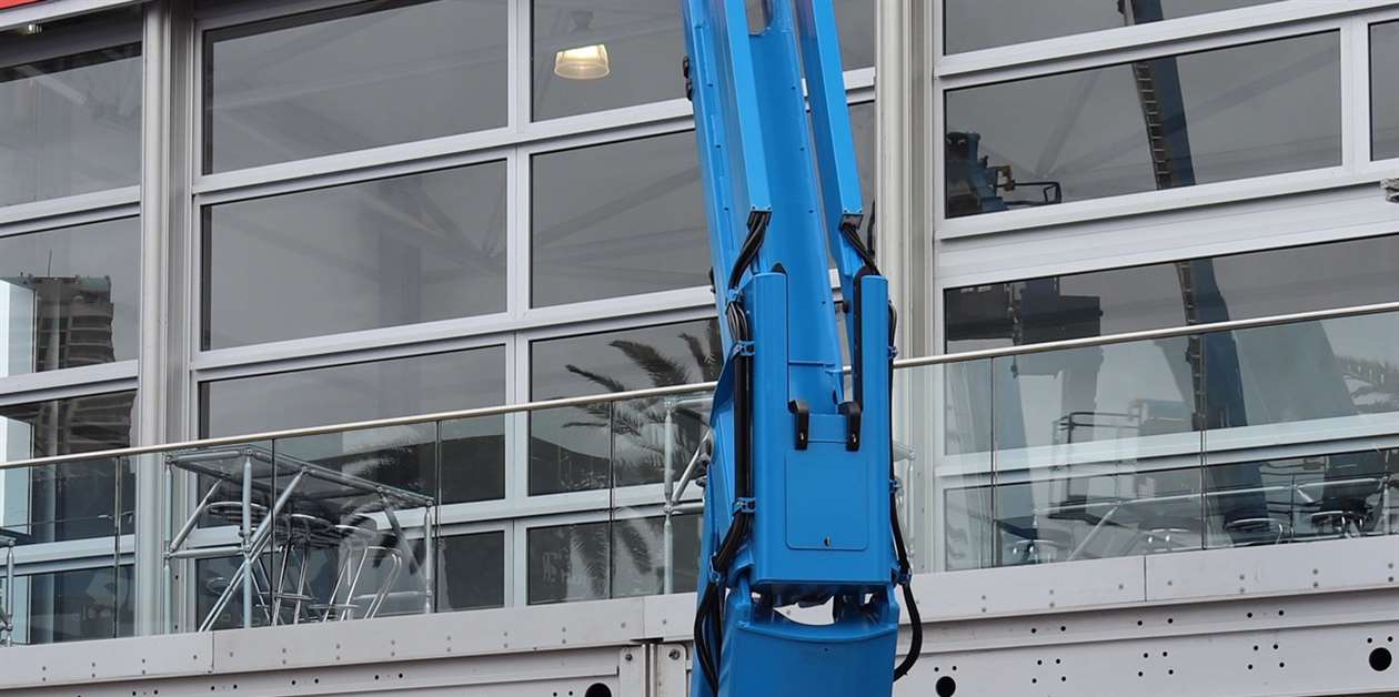 Genie Stage V engines feature ‘smart’ technology - International Rental ...